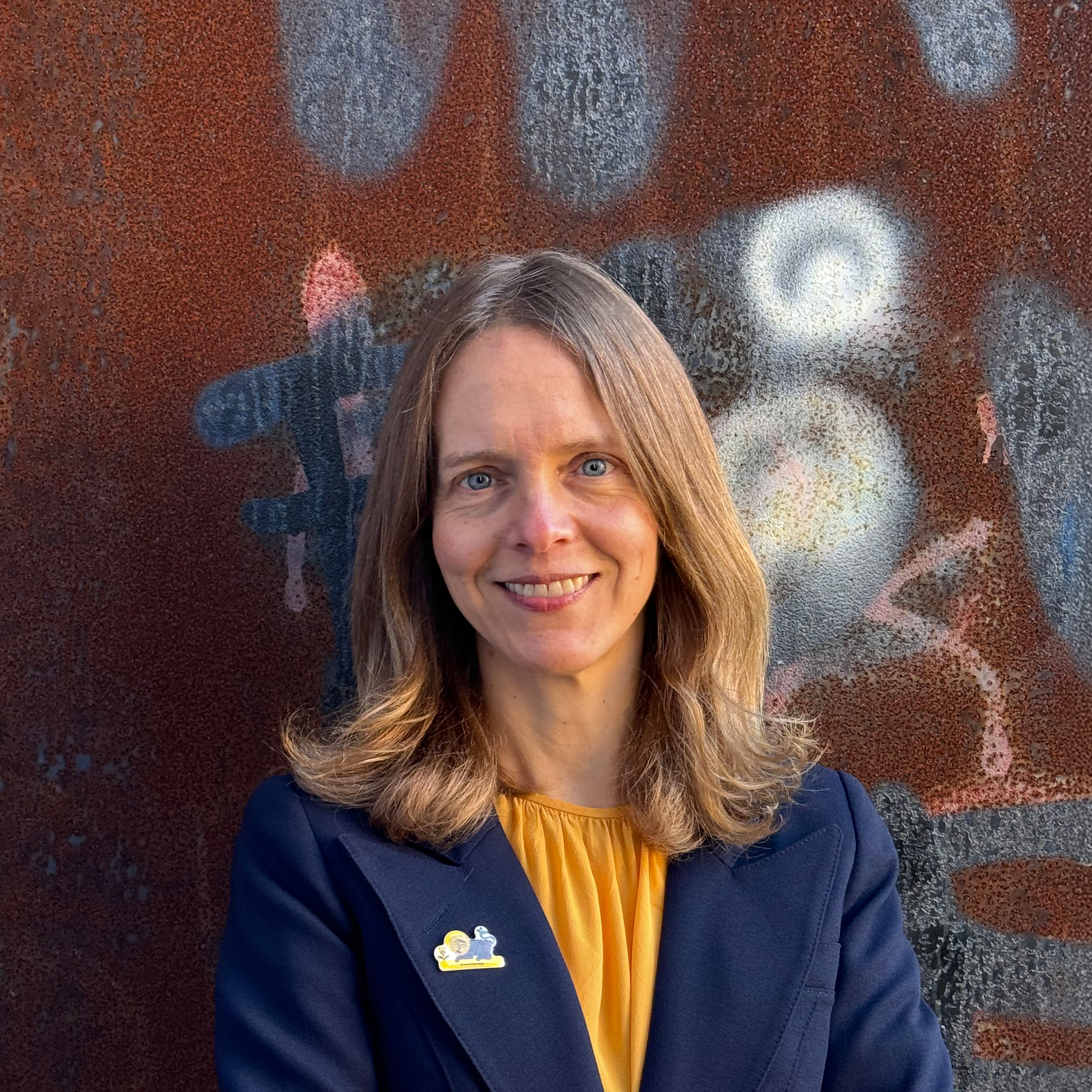 Prof. Dr. Dr. Fiona Greenland - CURE